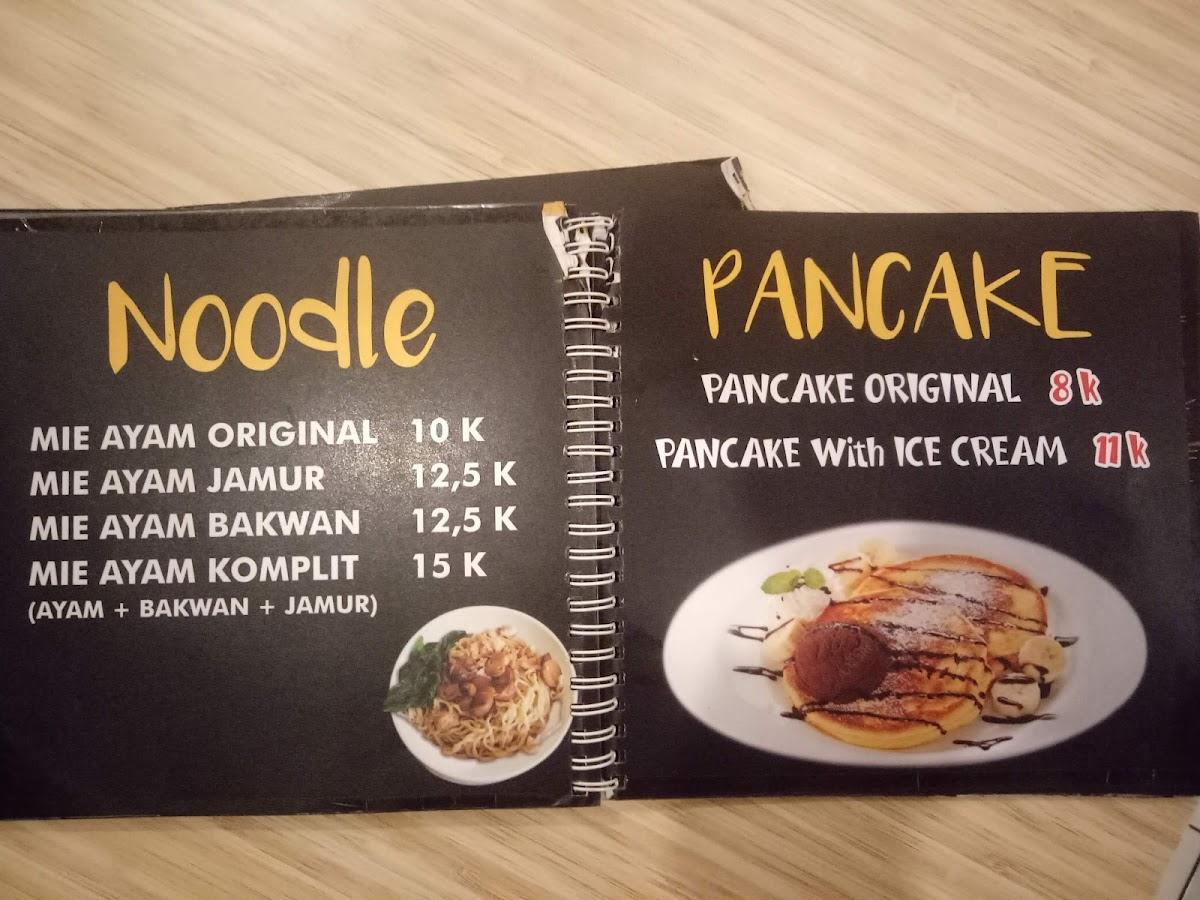 Menu at Roland Bakery & Cafe, Lumajang