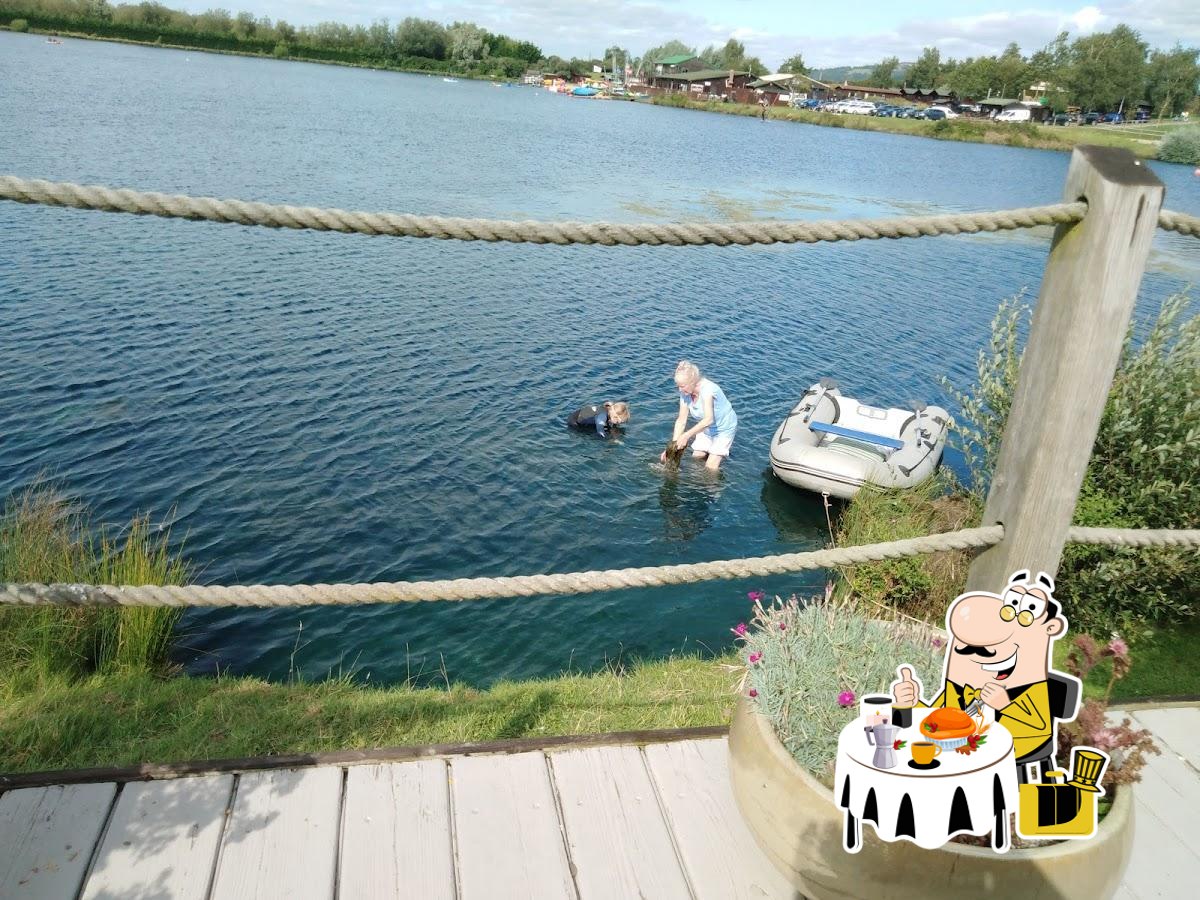 Croft Farm Water Park in Tewkesbury - Restaurant reviews