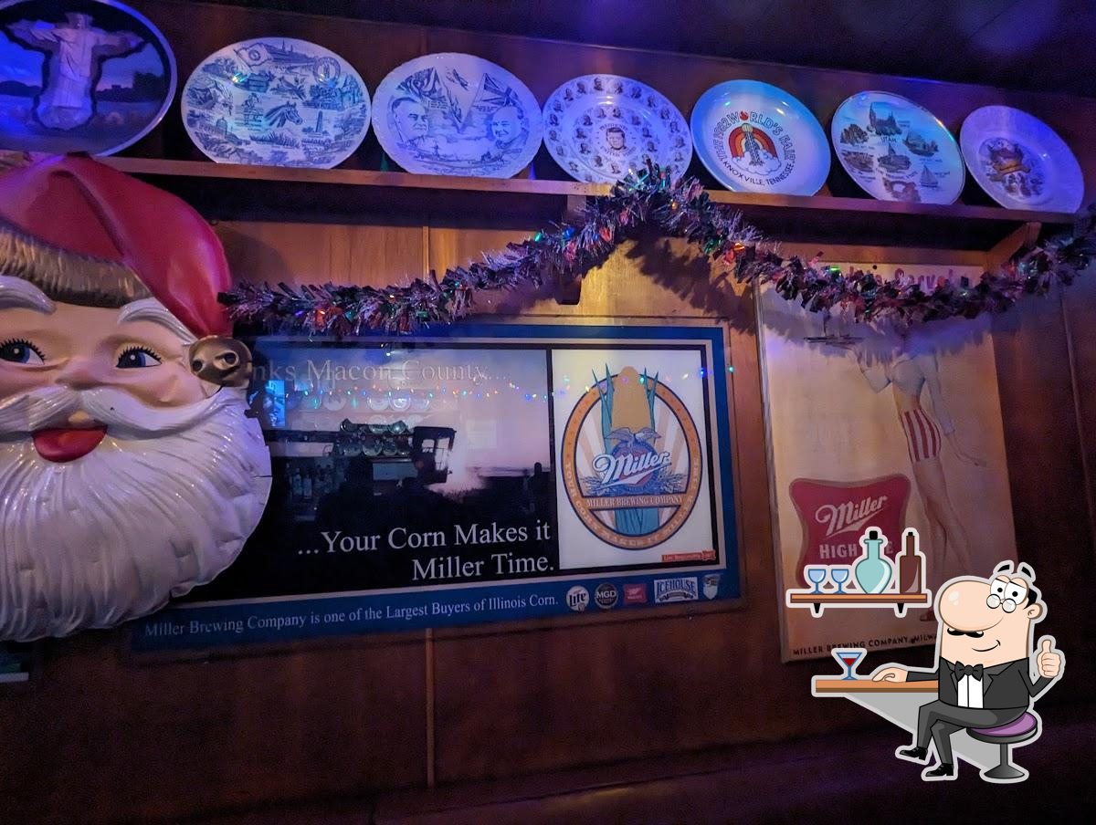 Stanley's Bar & Grill, Ford City - Restaurant menu, prices and reviews