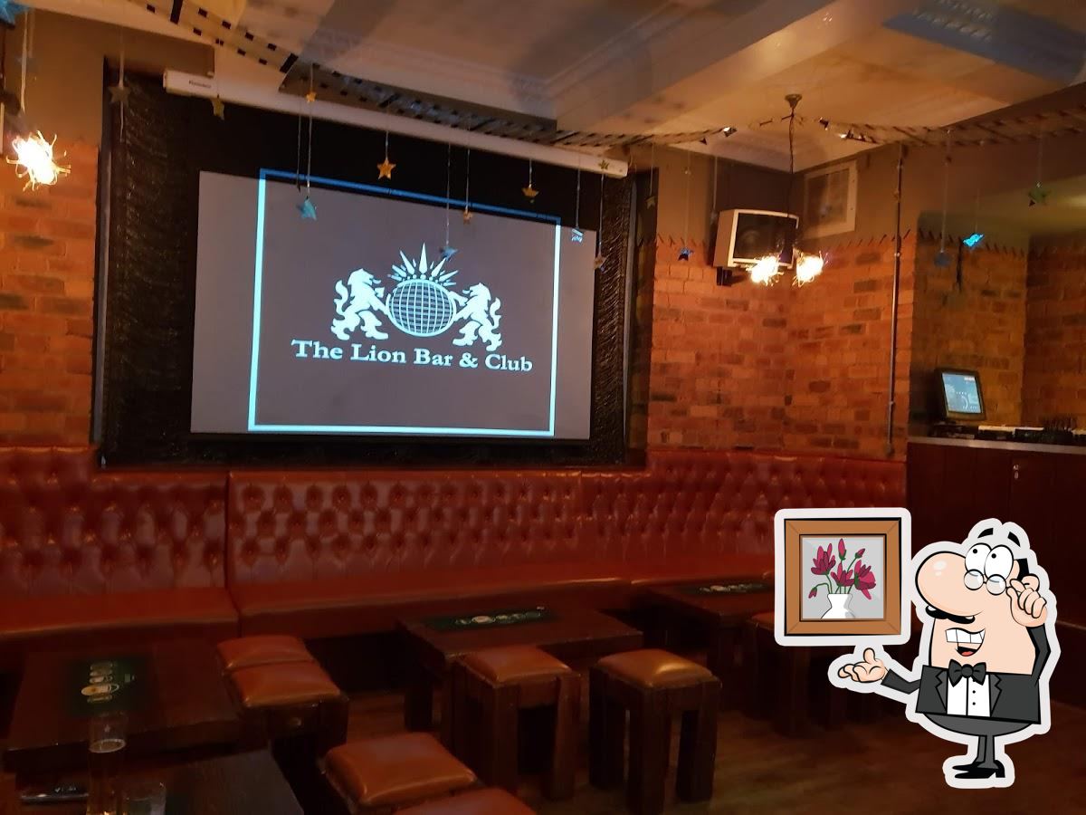 The Lion Bar & Club, 41 Birchills St in Walsall - Restaurant reviews