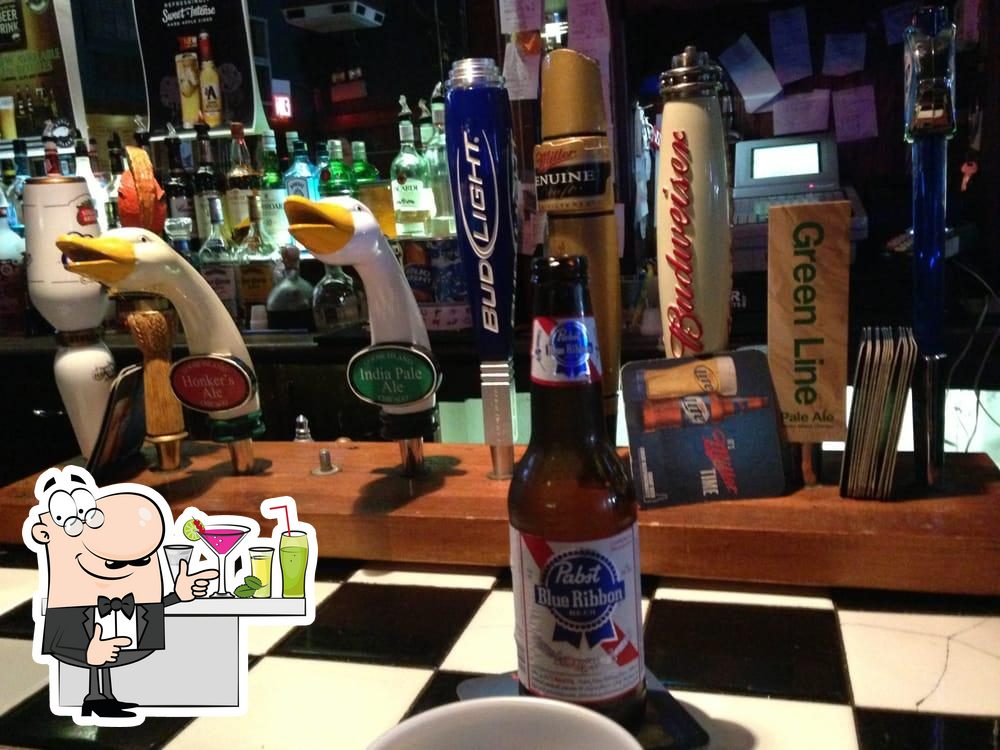Full Moon Bar & Grill in Batavia - Restaurant menu and reviews