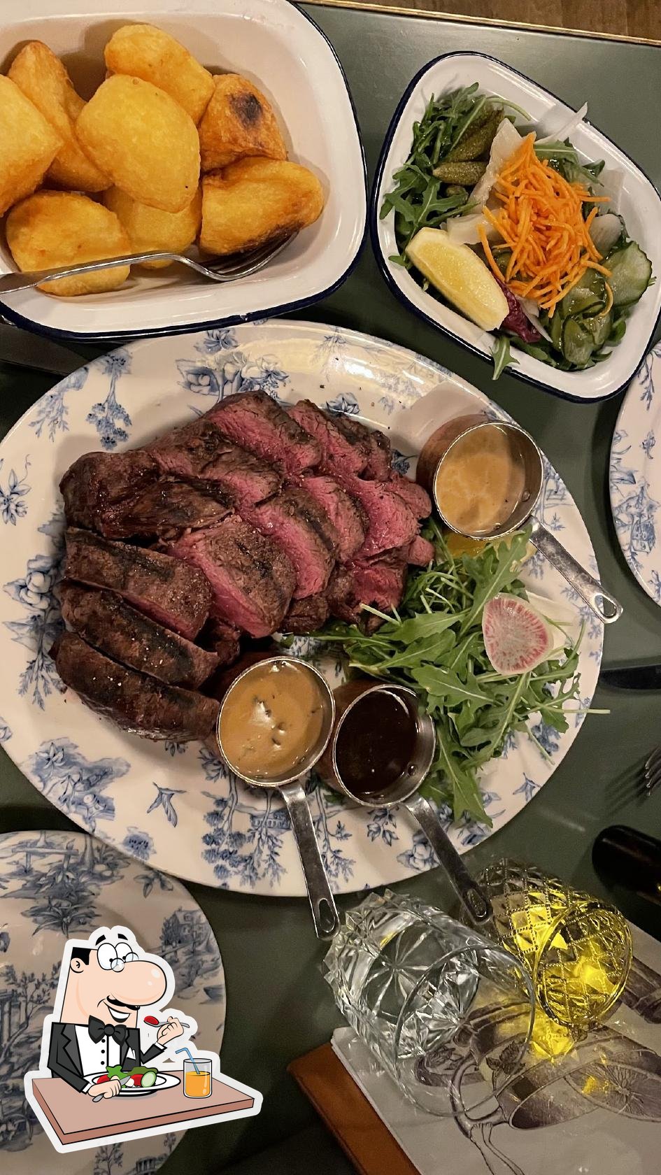Mayfair Lane Pub & Dining Room in West Perth - Restaurant menu and reviews
