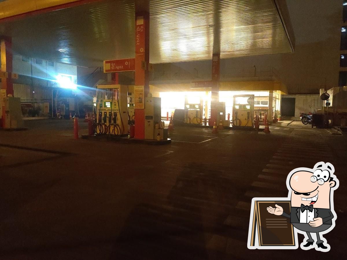 Shell Petrol Pump, Surat, Swami Parmanand Marg - Restaurant reviews