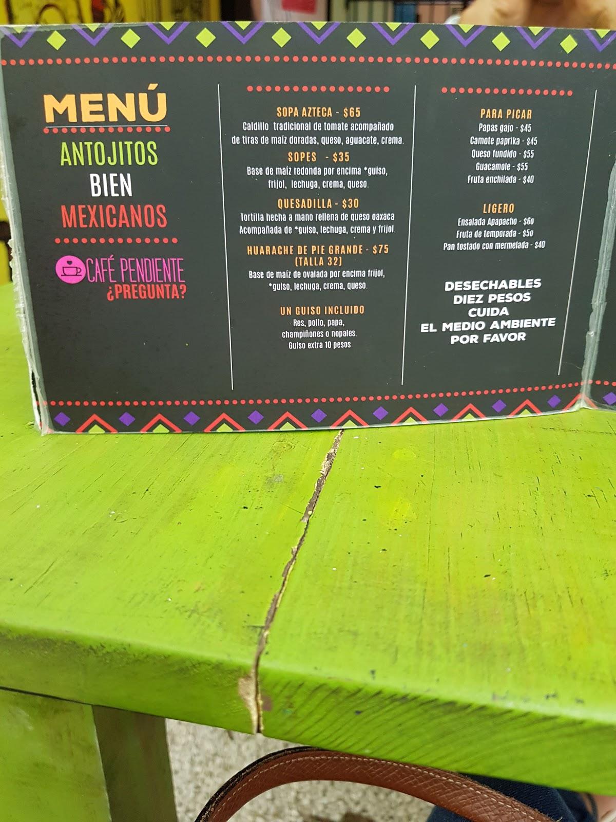Carta del restaurante El Apapacho "Comida Nada Gourmet y Arte", Merida