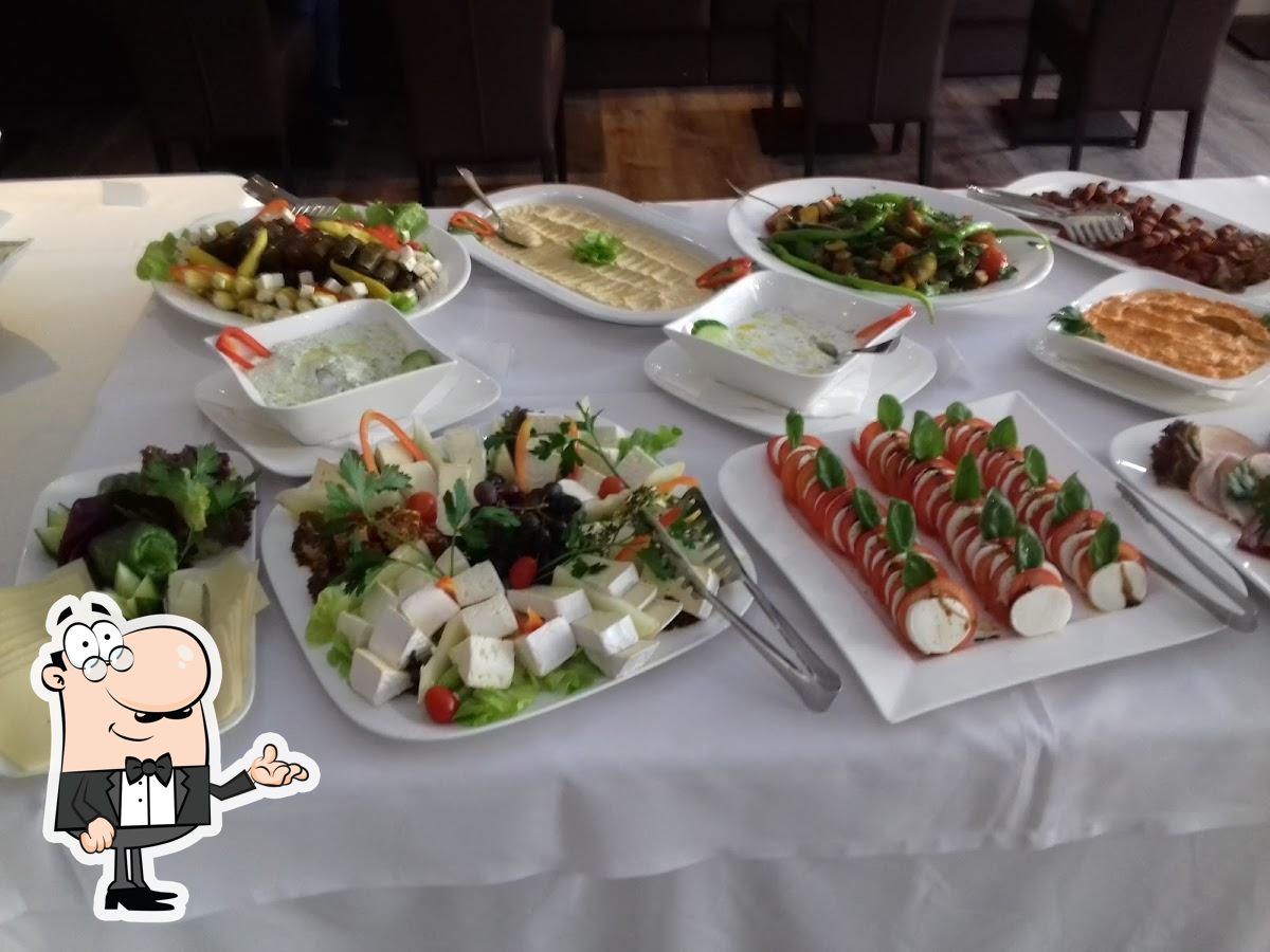 Loras Cafe Bar, Heidelberg - Restaurantbewertungen