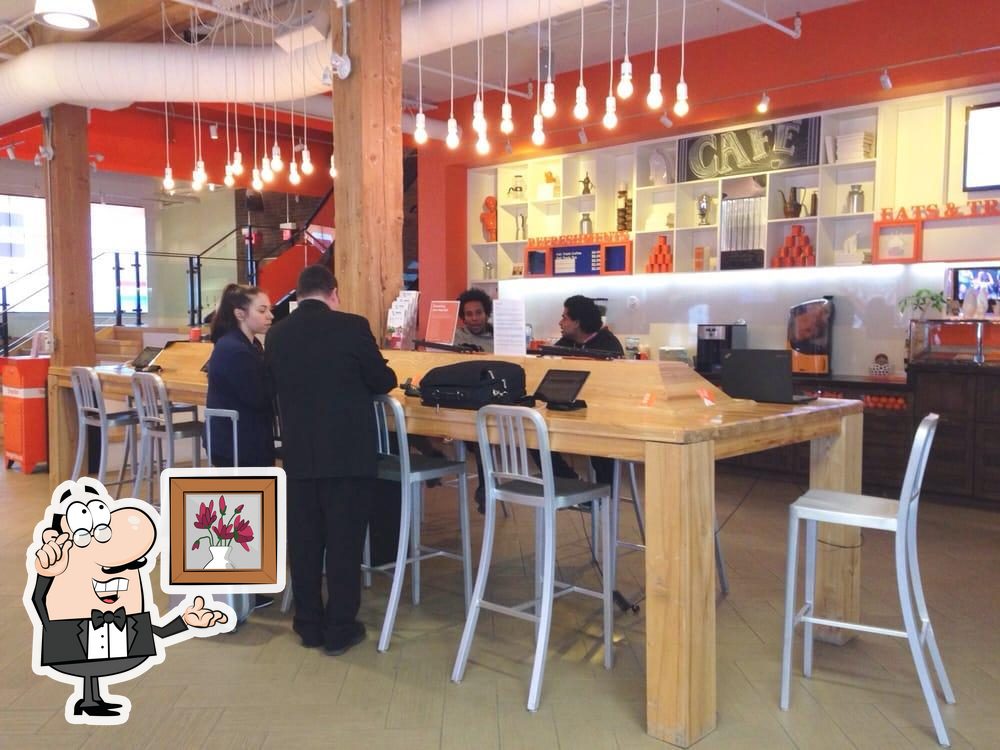 Tangerine Café, Tangerine 221 Yonge Street in Toronto - Restaurant reviews