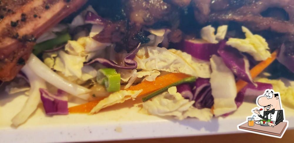 Huế Asian Kitchen, 2691 S Kinnickinnic Ave in Milwaukee - Restaurant ...