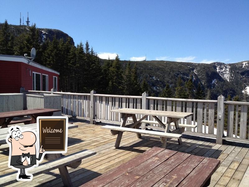 Octagon Café & Gallery, 4000 Toll Rd in Stowe - Restaurant reviews