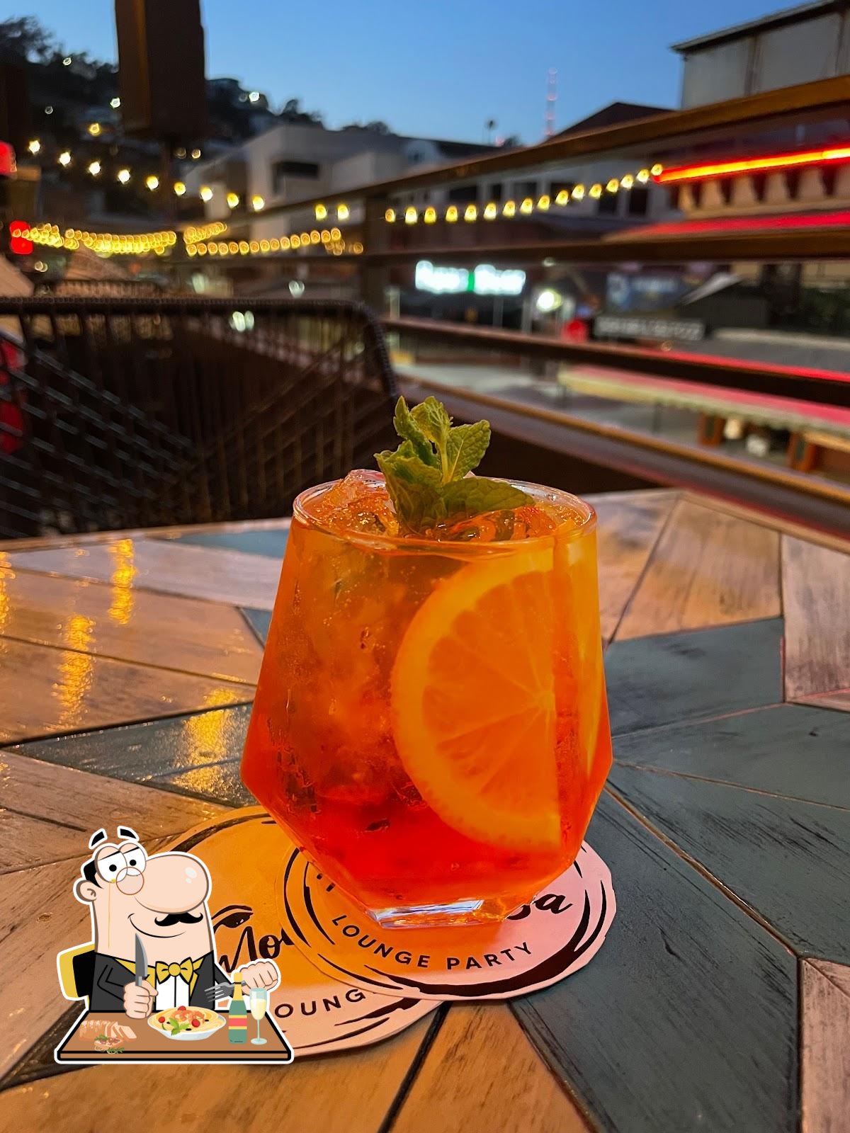 Monalisa Rooftop pub & bar, Ensenada - Restaurant reviews