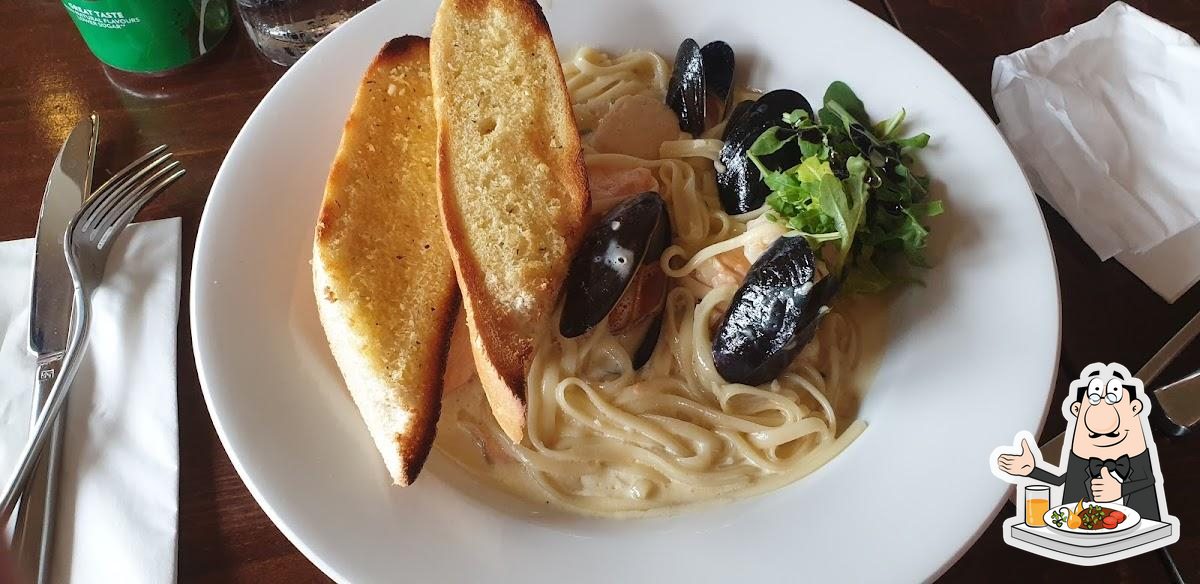 The Chartroom Restaurant in Inverkip - Restaurant menu and reviews