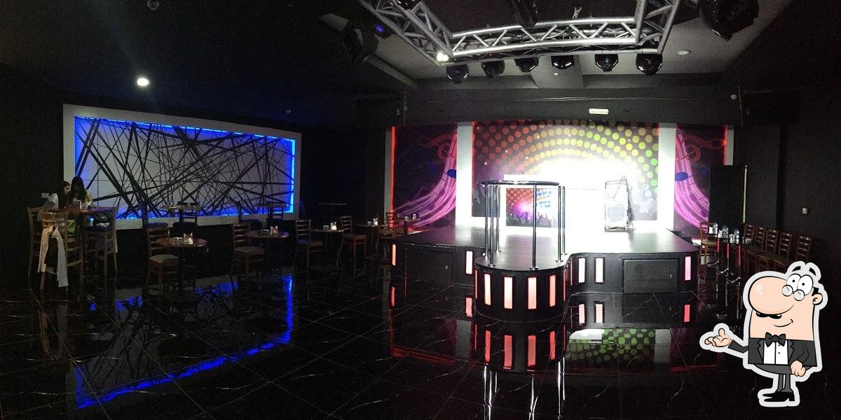 Stars Studio Night Club, Emiratos Árabes Unidos - Restaurant reviews