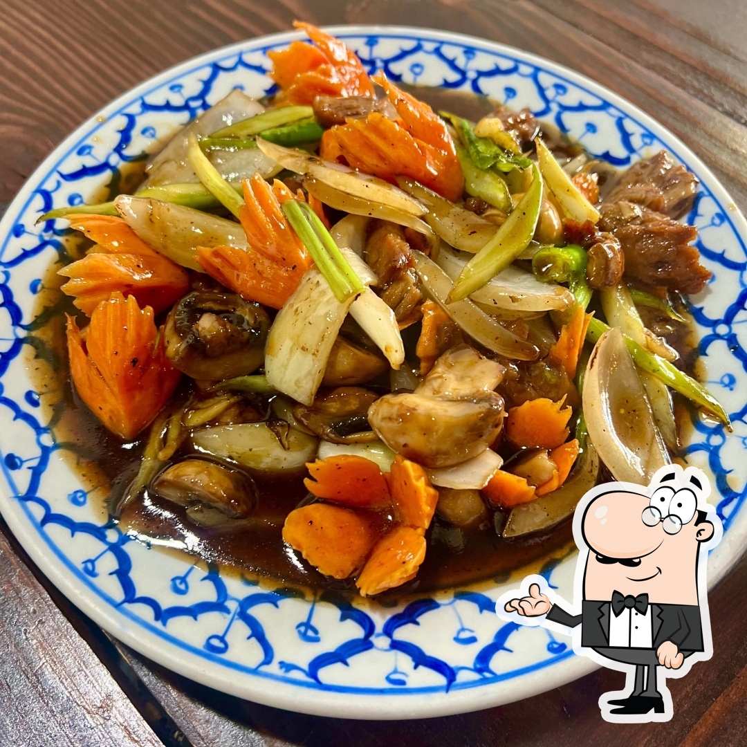 Ruam Mit Thai + Lao Cuisine, Saint Paul - Restaurant menu, prices and ...