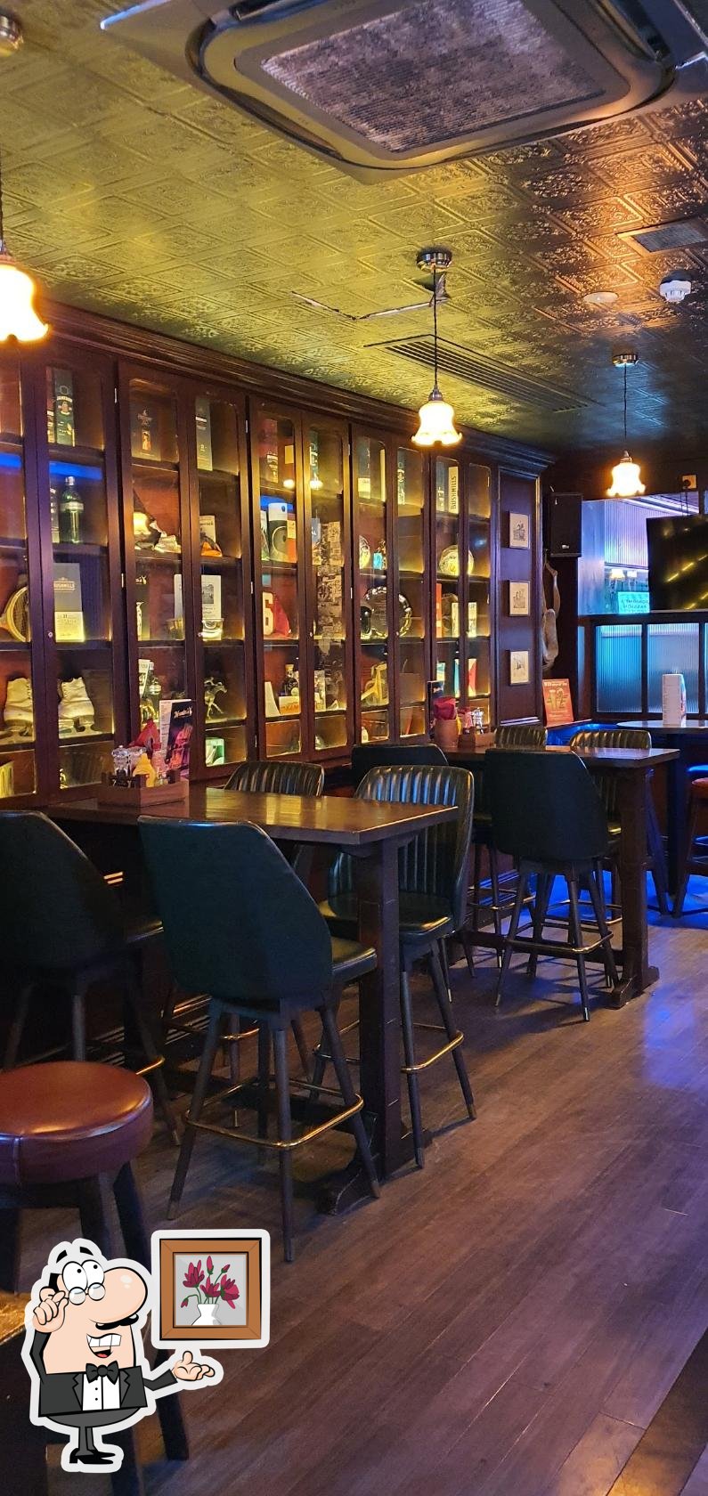 Hunter's Sports Bar, Limerick - Restaurant menu, prices and reviews