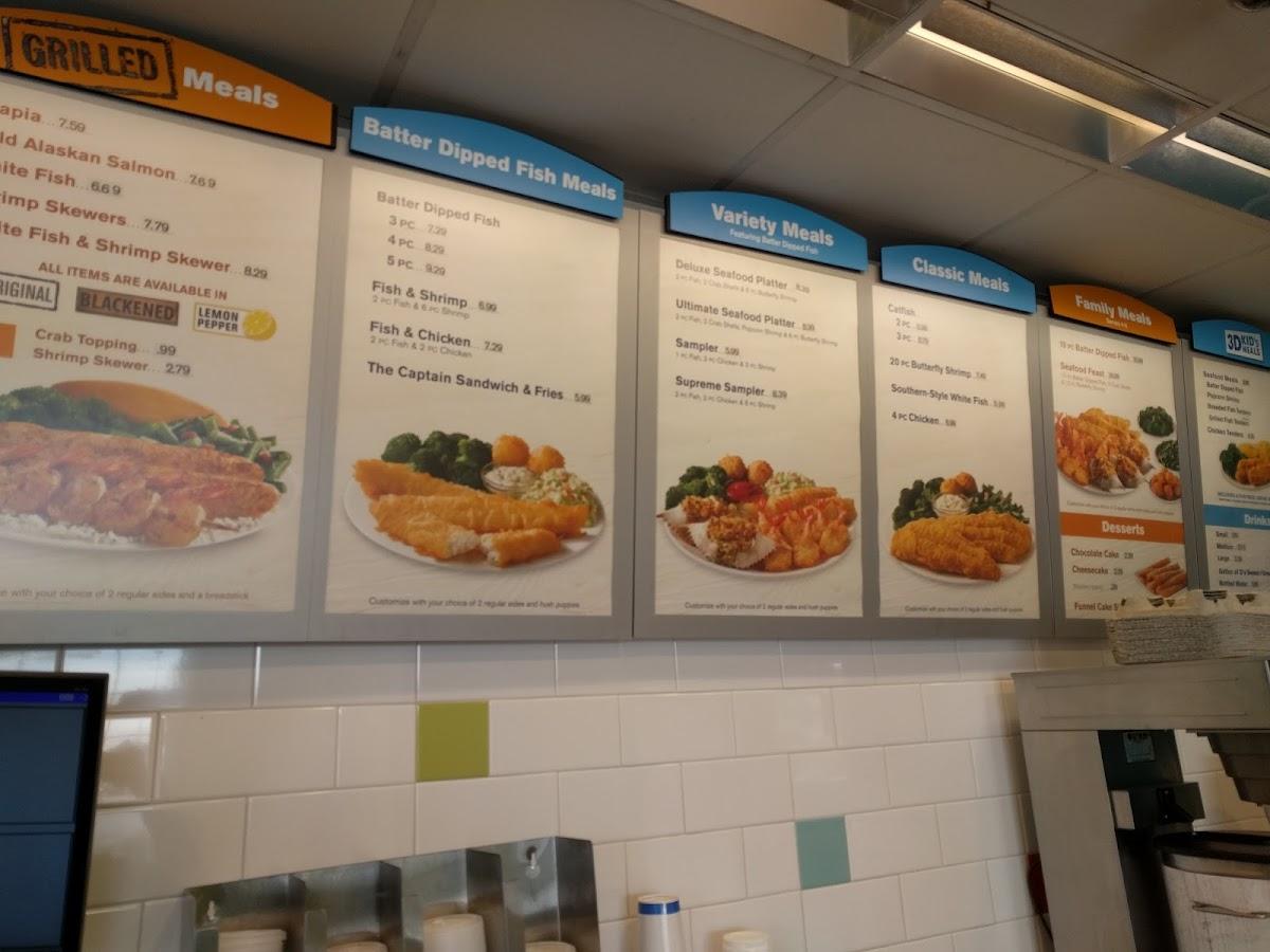Menu at Captain D's fast food, Chattanooga, Oak St