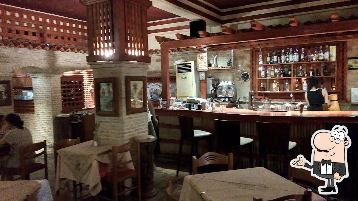 PALOS DE MOGUER, Argassi, Argasi - Restaurant menu and reviews