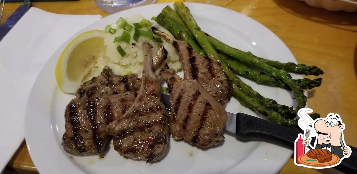 Plaza in Kenora - Restaurant menu and reviews
