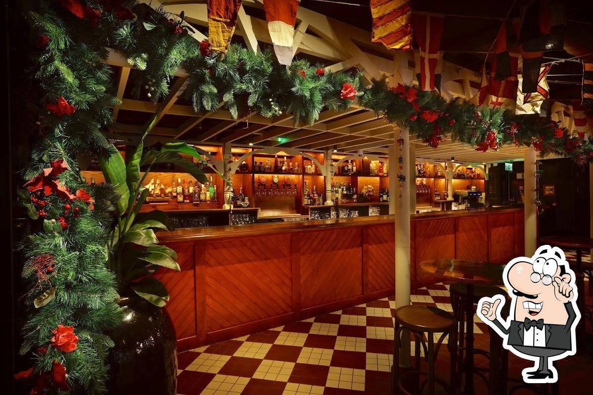 Mrs Fogg’s Dockside Drinkery & Distillery in London - Restaurant reviews