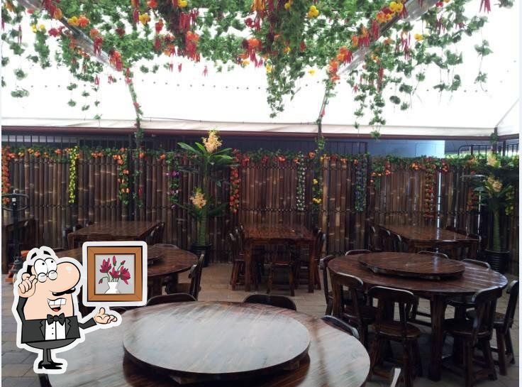 Red Hut in Spring Hill - Restaurant menu and reviews