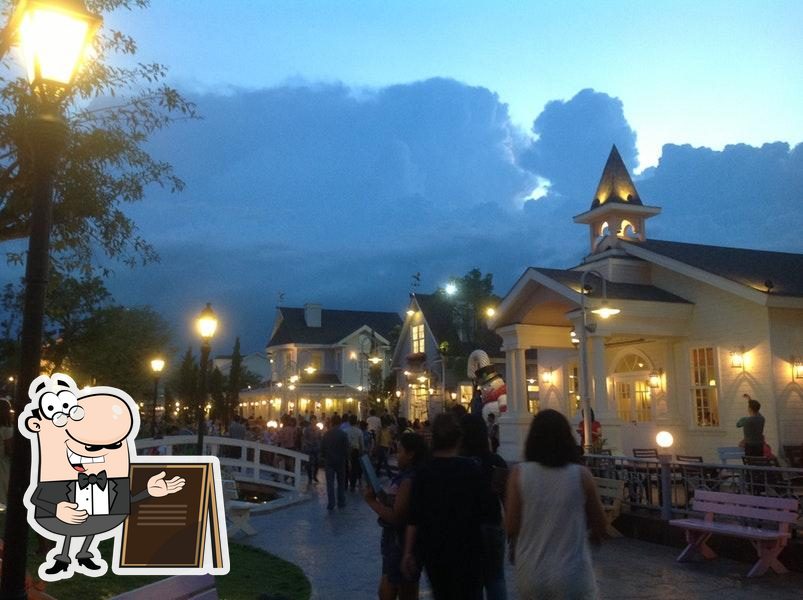 Chocolate Ville restaurant, Bangkok, 23 1-16 Prasert-Manukitch Rd ...
