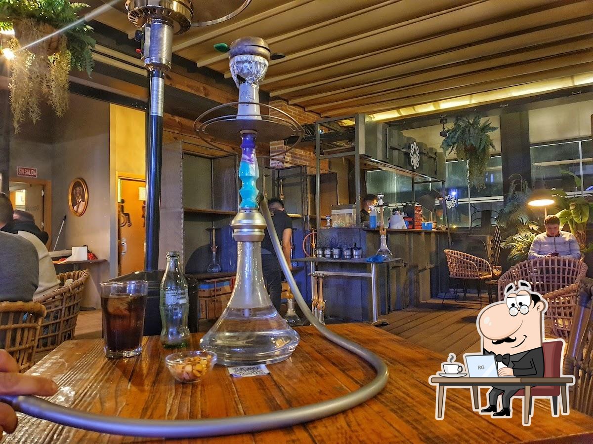Pub y bar Anubis Coctelería, Alcorcón - Carta del restaurante y opiniones