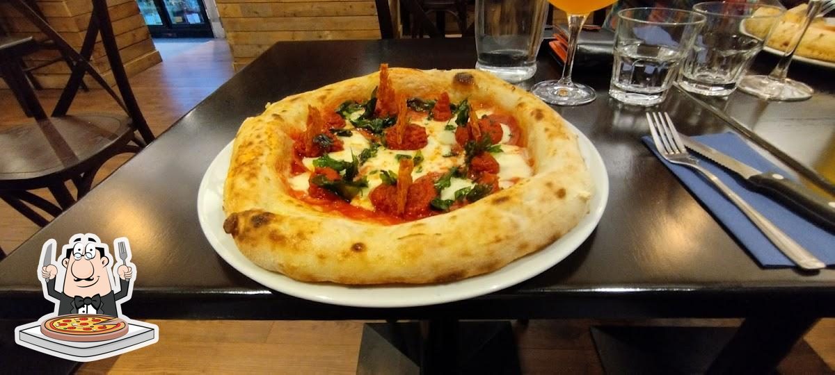 Augusto Pizzeria in Chester - Restaurant menu and reviews