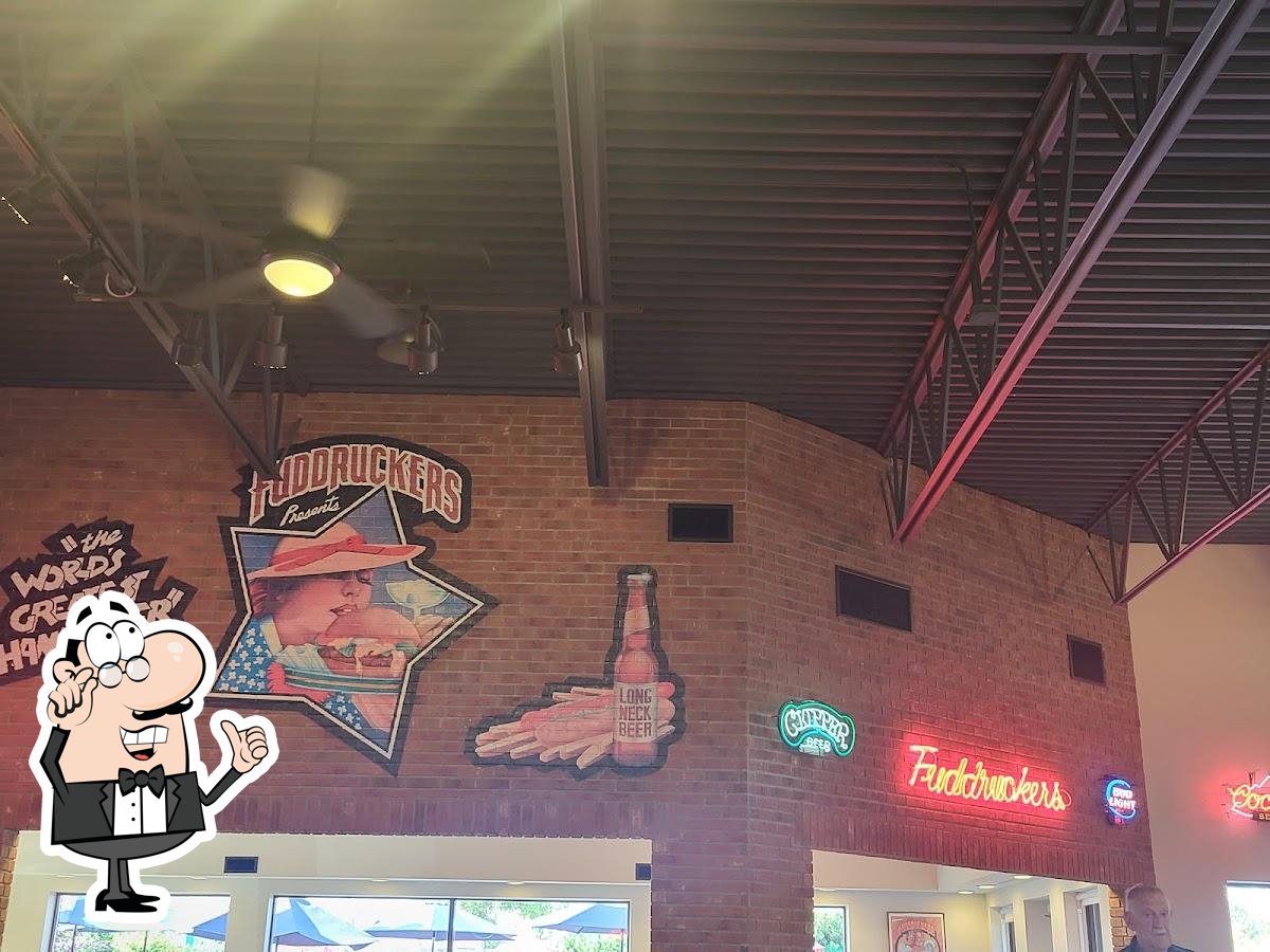 Fuddruckers, Saskatoon - Restaurant menu, prices and reviews
