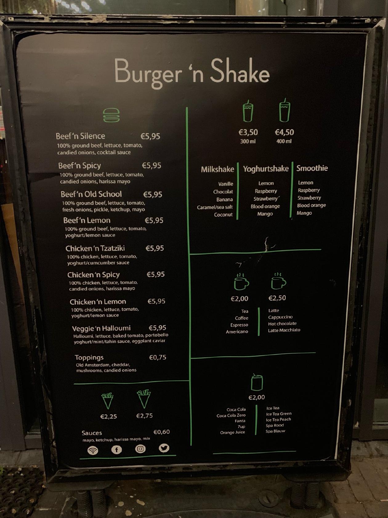 Menu at Burger 'n Shake, Amsterdam, Land van Cocagneplein 1D