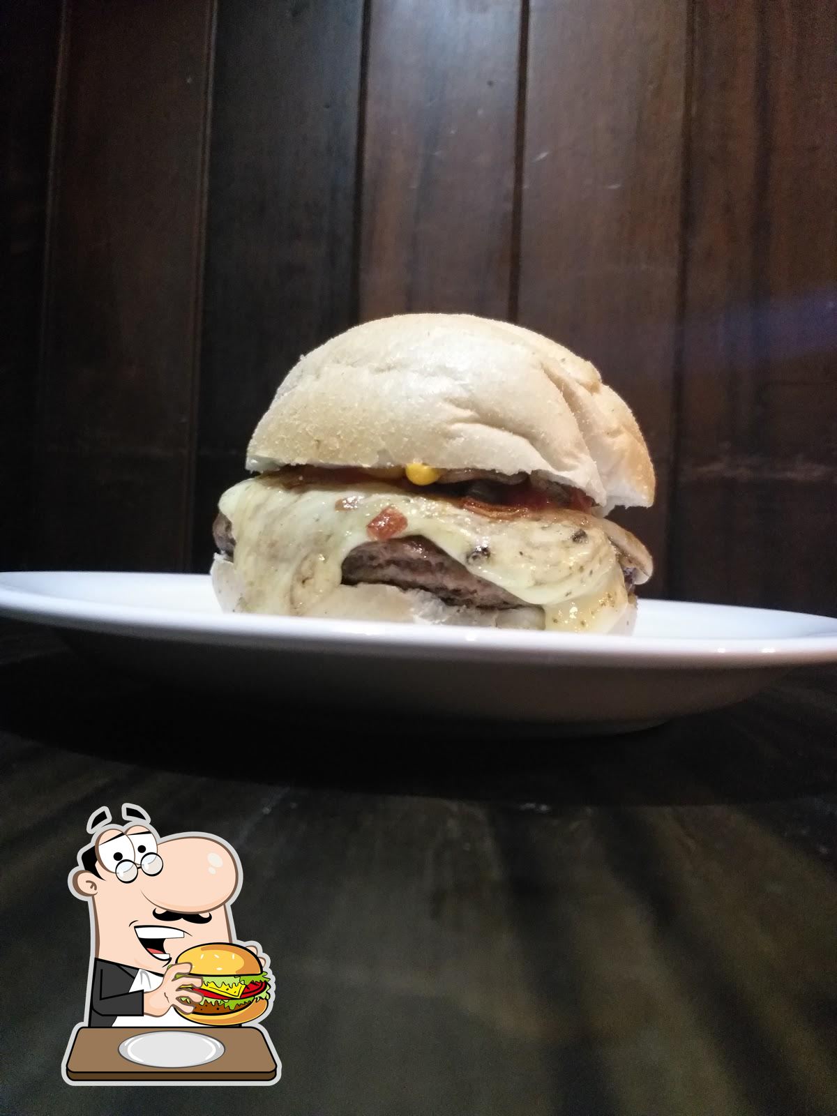 Caverna Bar, Curitiba - Opiniones del restaurante