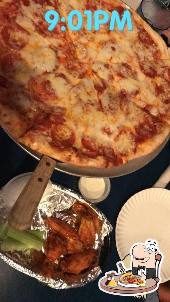 Patronies Pizza, 2625 Holden Beach Rd SW in Holden Beach - Restaurant ...