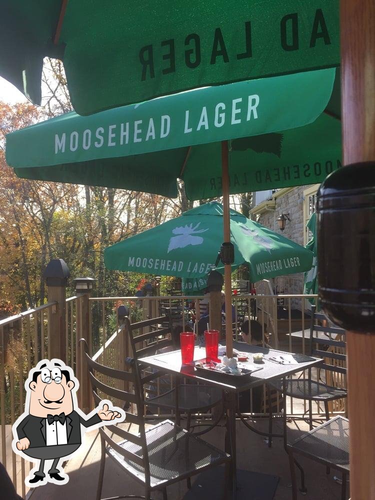 Moosehead Hoof & Ladder, Olmsted Falls - Restaurant menu, prices and ...