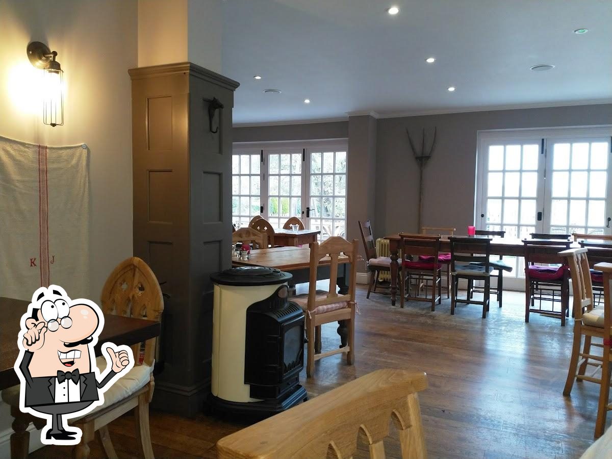 The Henny Swan, Sudbury - Restaurant menu, prices and reviews