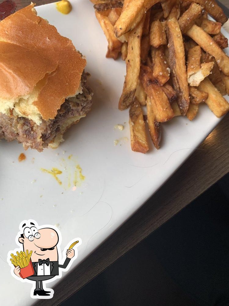 Tavern Six, 7592 Euclid Chardon Rd in Kirtland - Restaurant reviews