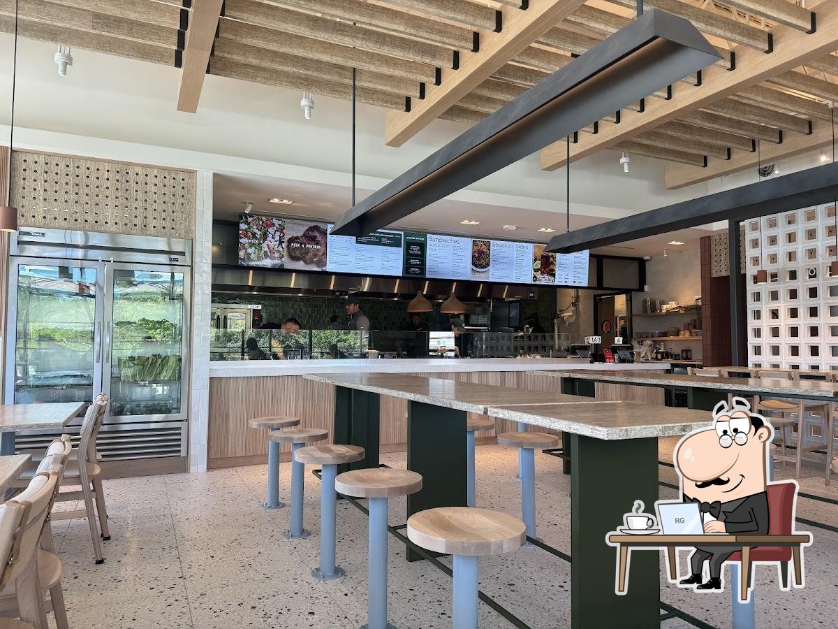 Sizzlin' Greens, Winter Garden - Restaurant menu, prices and reviews