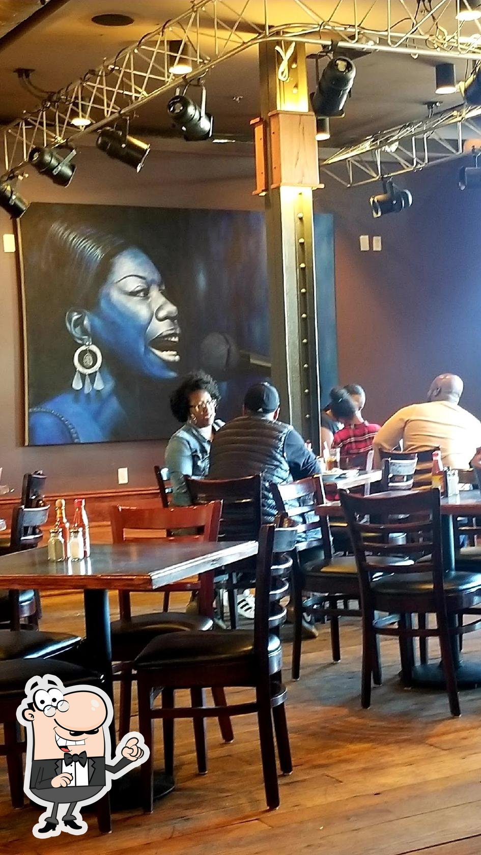 Croaker's Spot Petersburg in Petersburg - Restaurant menu and reviews