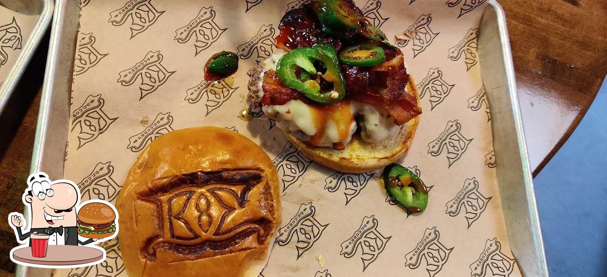 D.C. Cobb's in Woodstock - Restaurant menu and reviews