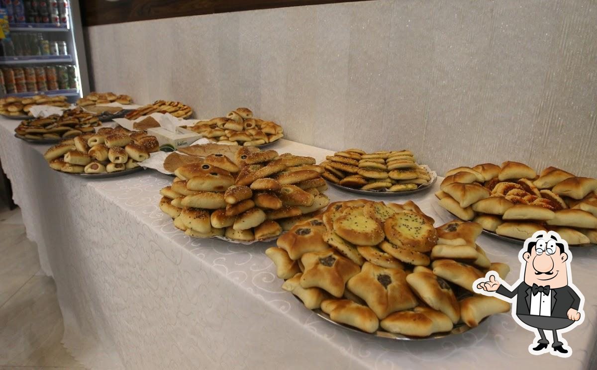 Saaj Al Arz Bakery, Sharjah, 89JX+X22 - Restaurant reviews