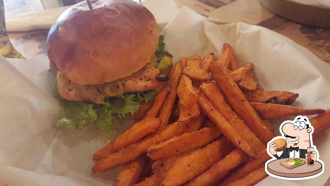 Half Hitch Brewing Company in Cochrane - Restaurant menu and reviews