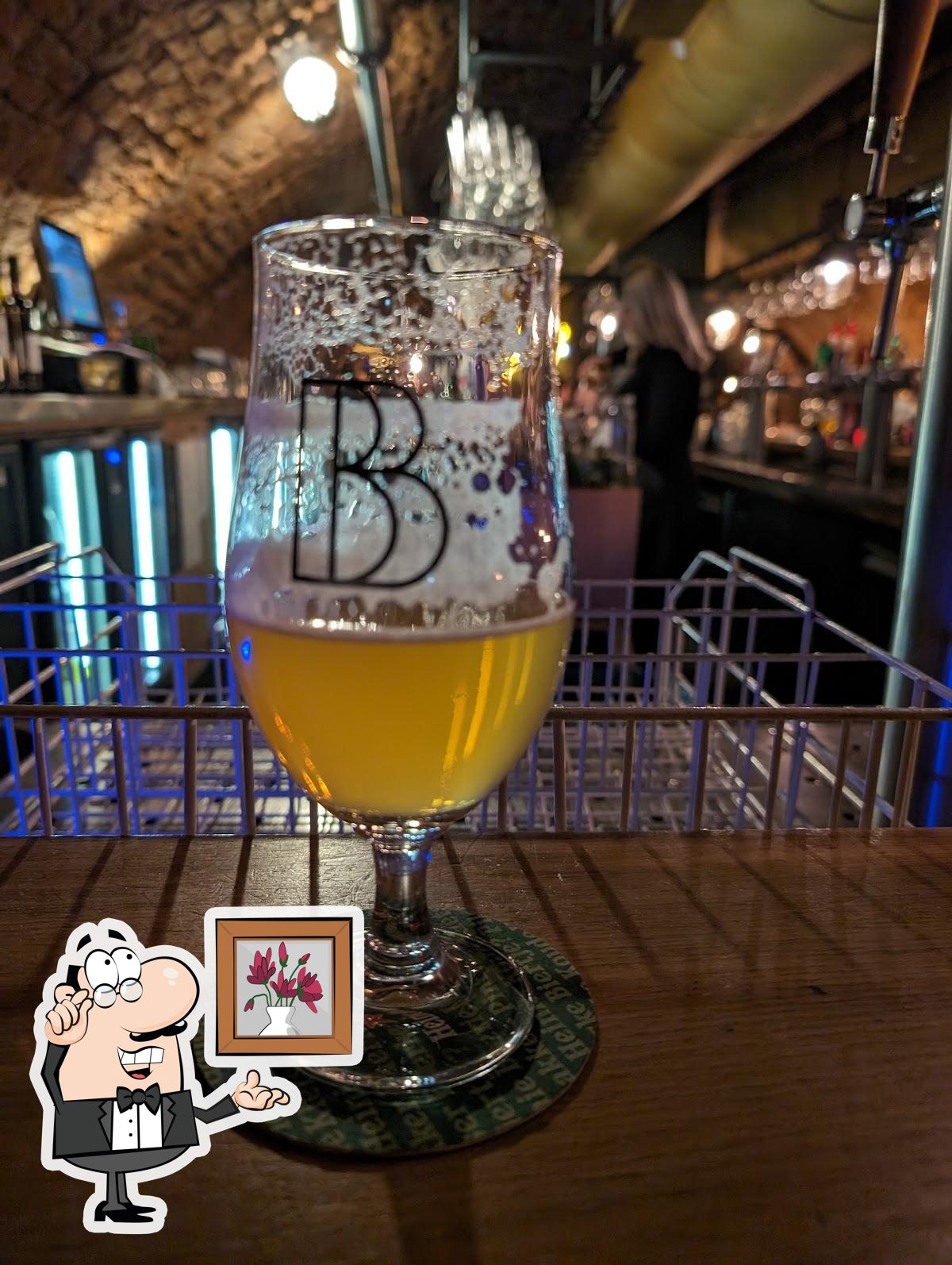 Beers & Barrels - Utrecht Centrum, Utrecht - Restaurant menu, prices ...