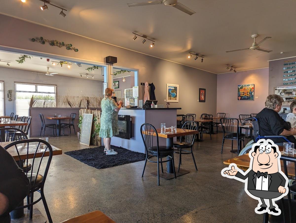 Chinwags Restaurant & Bar, Clarks Beach - Restaurant menu, prices and ...