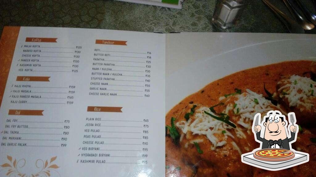 Foodista Restaurant, Vadodara, 30 - Restaurant menu and reviews