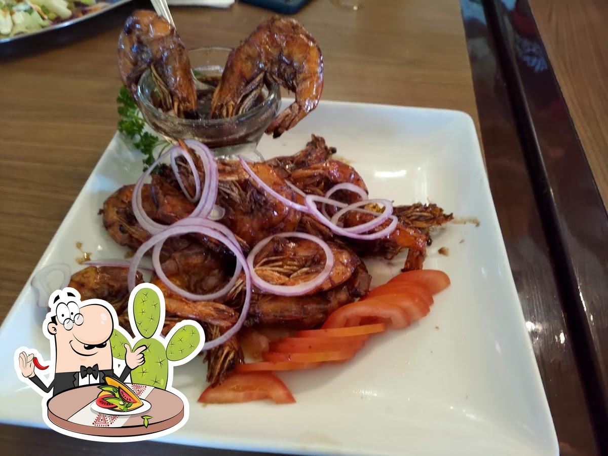 Mariscos La Perla pub & bar, Tijuana - Restaurant reviews