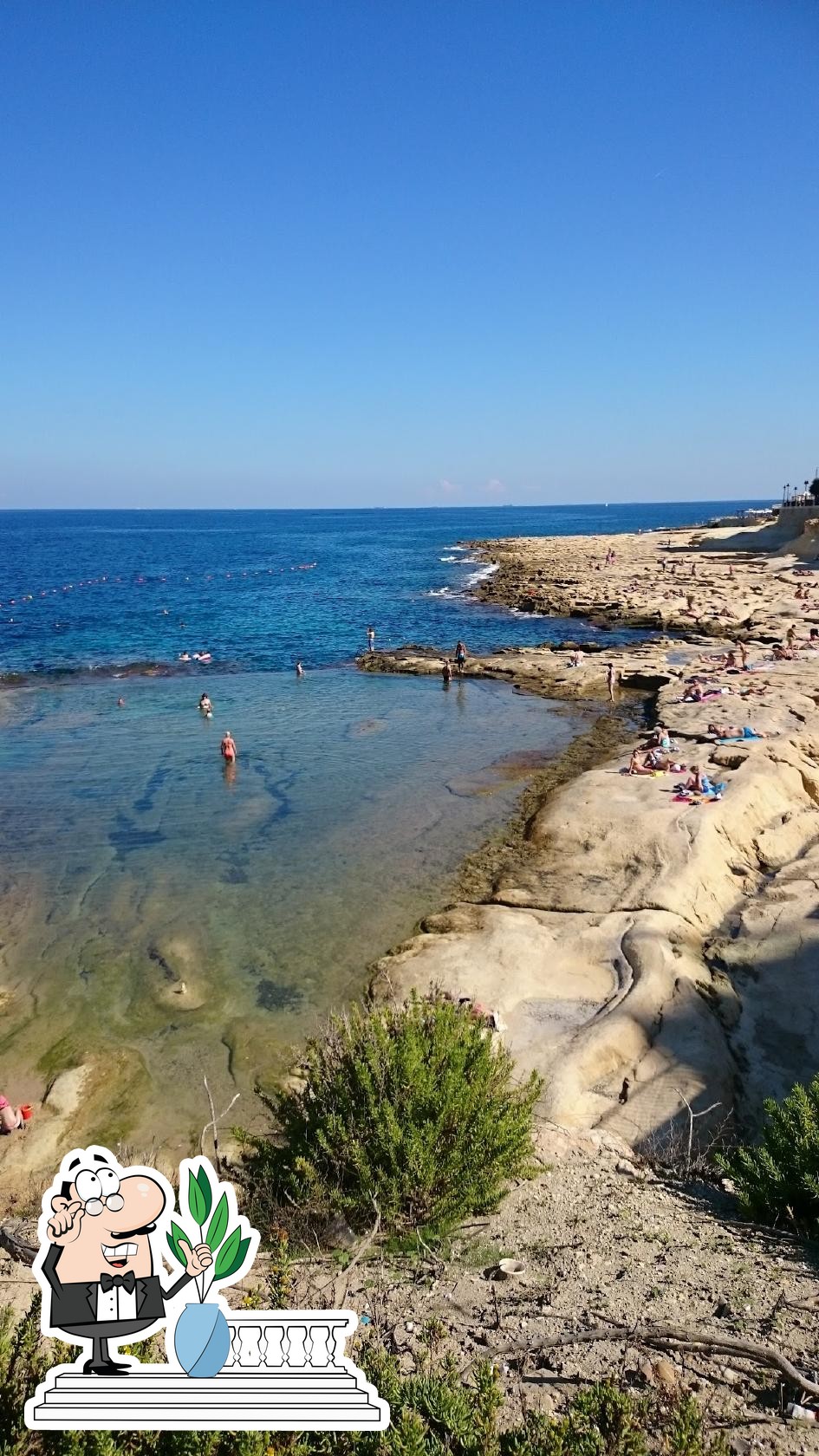 Surfside pub & bar, Sliema - Restaurant reviews