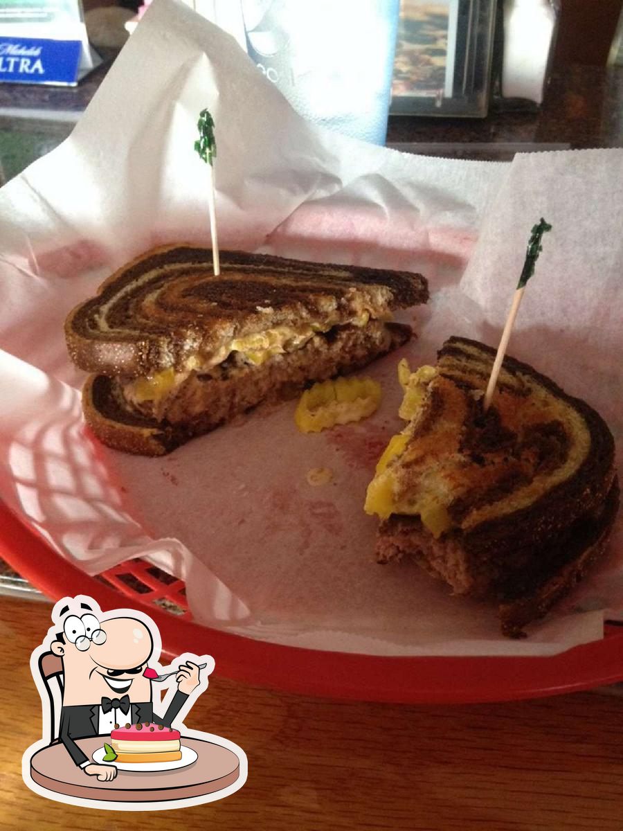 Foxy's Cafe in Treasure Island - Restaurant menu and reviews