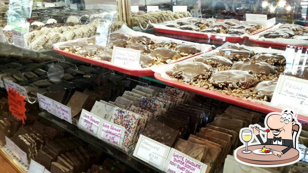 PIB Candy Bar in Put-in-Bay - Restaurant reviews