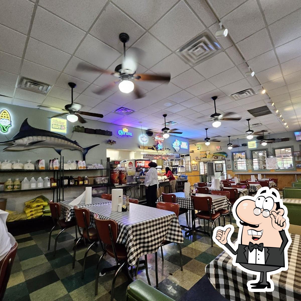 Flying Fish, Memphis - Restaurant menu, prices and reviews