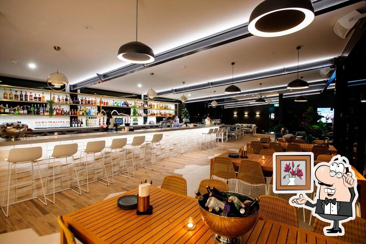 Aviary Rooftop Bar in Southport - Restaurant reviews