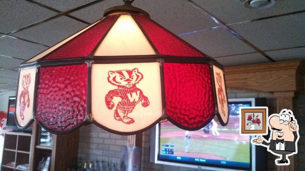 Hindu's Corner Bar, Cuba City - Restaurant menu, prices and reviews