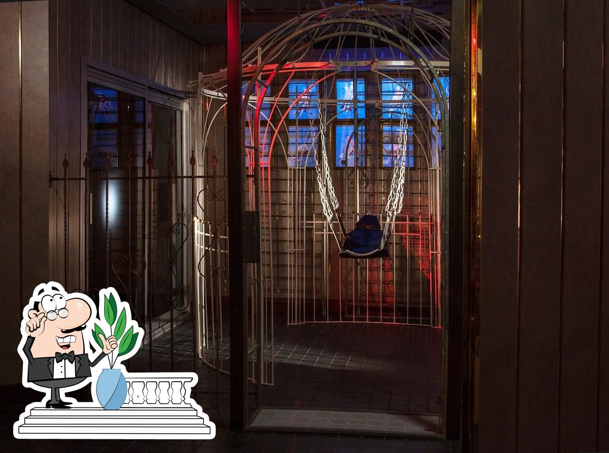 Club Paradise, Amsterdam - Restaurant menu, prices and reviews