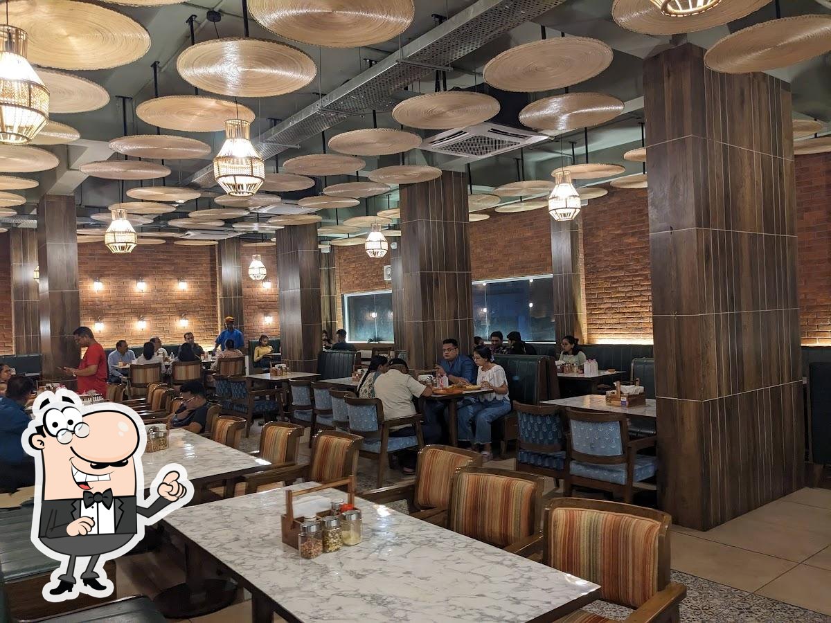 Ghee Gud Manjalpur - आज Healthy! I Regional Cuisine Buffet, Vadodara ...