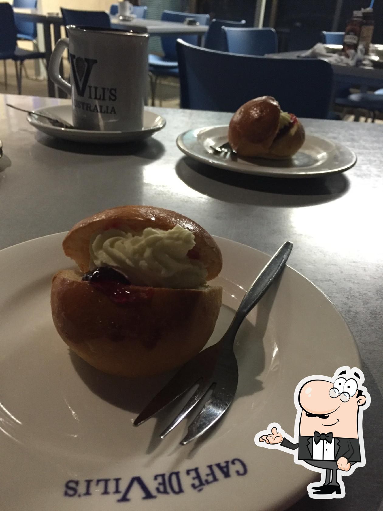 Café De Vili's, Mile End South - Restaurant menu, prices and reviews